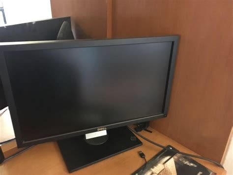 Dell Monitor REV A DP N MCFP Computers Tech Parts Accessories Monitor Screens On