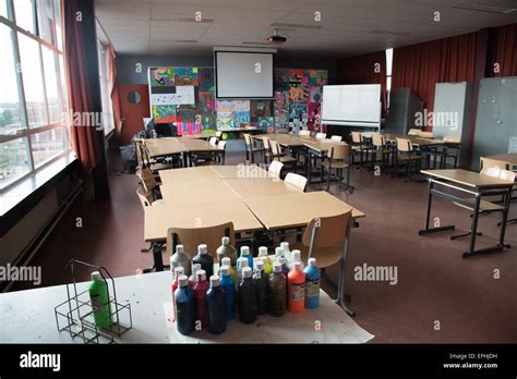 High School Art Classroom Design