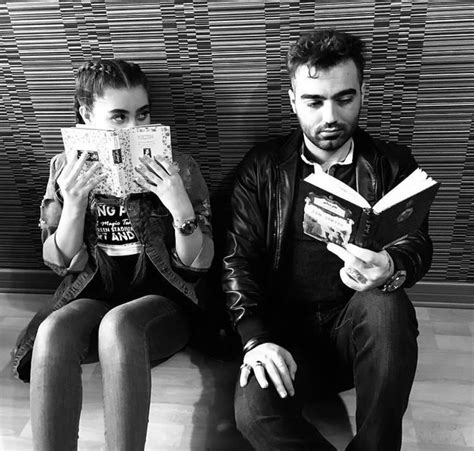 عکس خواهر برادری کوت کنید😍