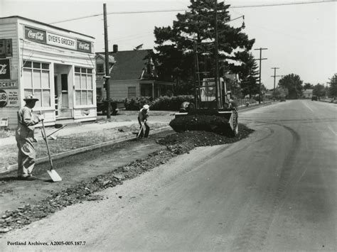Se Woodstock Boulevard 1951 Vintage Portland