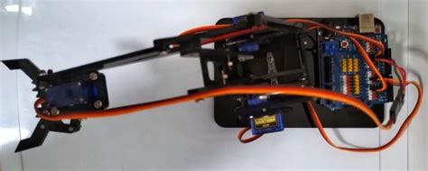 Controlar Un Brazo Robótico De 4 Motores Con Arduino Construyendo A