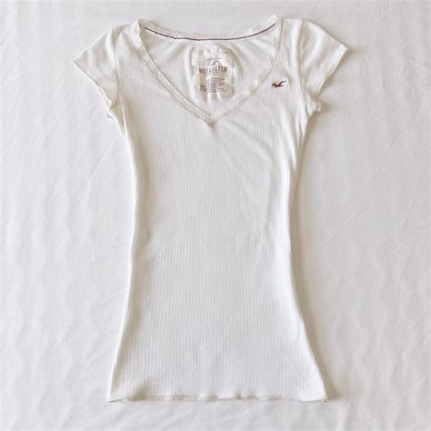 Y2k Hollister White Slim Fit Ribbed V Neck Tee With Depop