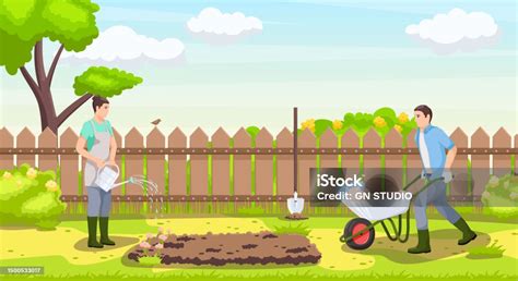 농부 남자와 여자는 경작된 토양 삽 물뿌리개와 손수레 배경에 울타리가 있는 여름 시즌 뒤뜰 정원에 있습니다 정원 가꾸기 장비 화분에 심은 꽃이 있는 잔디밭 벡터 그림 계절에