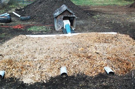 Static Aerated Compost Pile Heats Right Up Without Turning