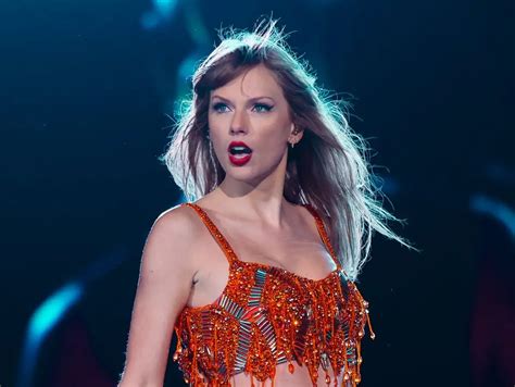 Taylor Swift Anuncia Novo álbum ‘the Life Of A Showgirl Em Prévia De