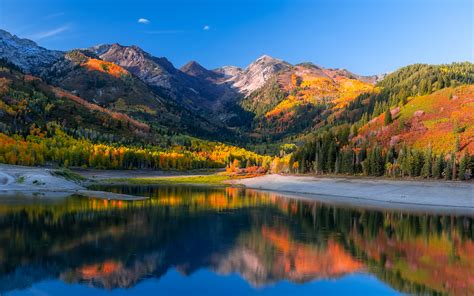 Most Beautiful Fall Scenery
