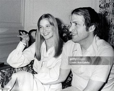 Deborah Raffin Og Michael Viner Lot Of 4 1980s Deborah Raffin And Mike