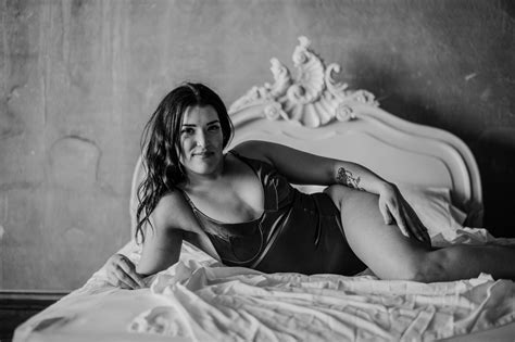 The Dance Of Intimacy The Art Behind Fine Art Boudoir Photography