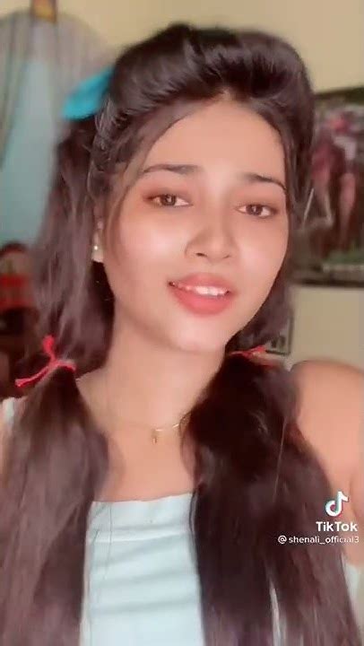 එක පරක් බැලුවොත් සත්තයි ආයෙත් බලනව Youtube