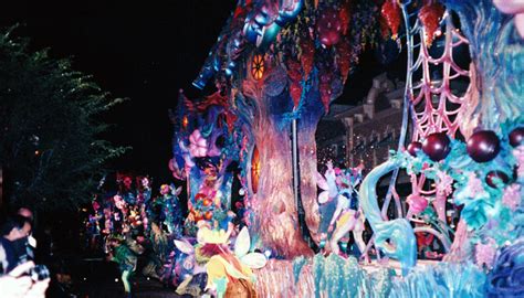 We Wish Disney Would Bring These Insane Parade Floats Out Of Retirement