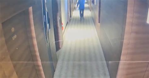 남의 호텔 방에 들어온 남자 “누구세요”