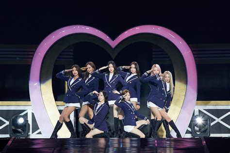 소녀시대 빠른 시일 내 다시 모일 것…15주년 활동 마무리