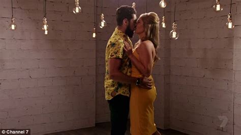 Chris Says Being Picked By Liz On Kiss Bang Love Is Happiest Day Of My Life Daily Mail Online