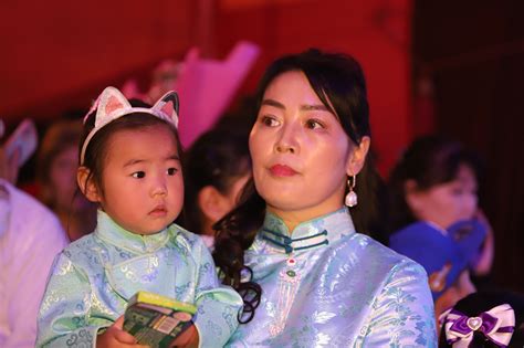 Сэлэнгэ 💞💞💞 Мандал сумаас зуун дөчин долоон ээж “Алдарт эх” ийн I Ii одонтой боллоо 👏👏👏 🇲🇳🇲🇳