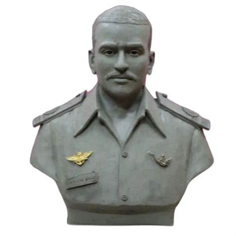 Matte Rectangular Base Clay Model Sculpture For Interior Decor At ₹ 15000piece In Mumbai