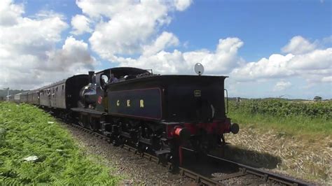 Steam Trainveg J15y14 564 D563131231 Clatter Towards Bridge 303