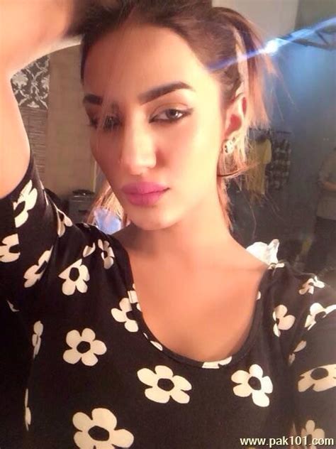 Gallery Models Female Mathira Mohammad Mathira Mohammad