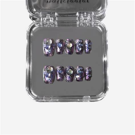 Nebula Mini Nailcissist