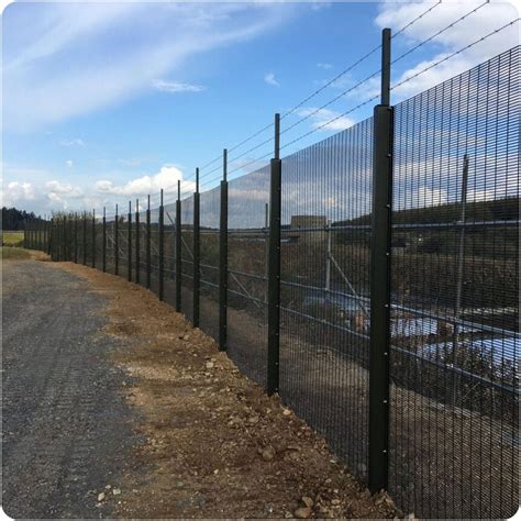 Securus 358 Rigid Prison Mesh Security Fencing System Ssuk