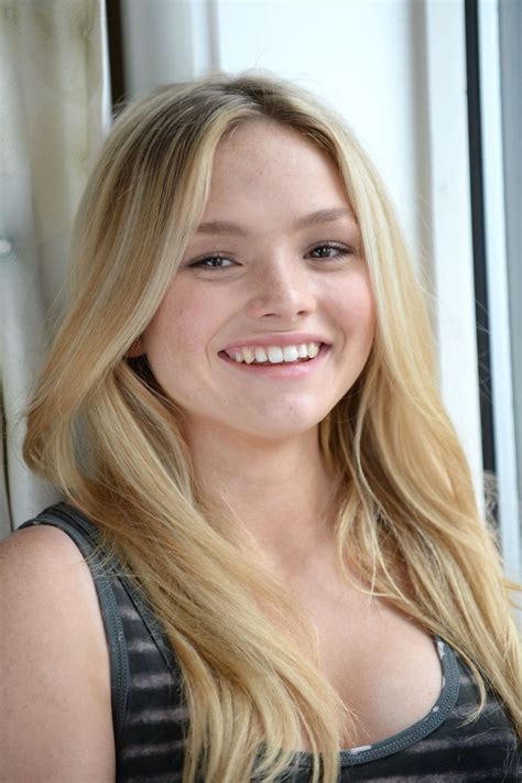 Natalie Alyn Lind Photoshoot In New York City October 2015 • Celebmafia