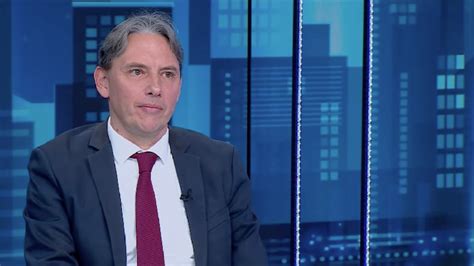 Васил Пандов Кабинетът е на глинени крака и те започват да поддават Новини бг