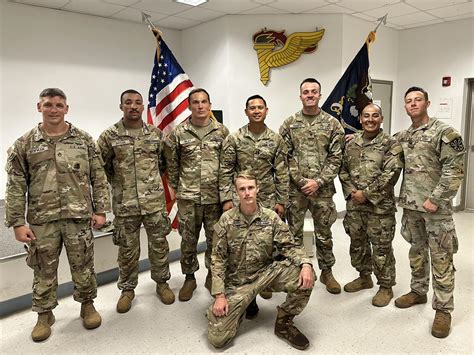 Arizona 🌵 Arizona Sent 10 Soldiers To This Air Assault Class And 8️⃣