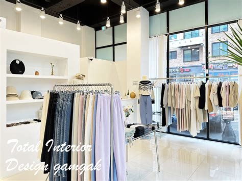 하남 여성의류 매장 디자인 감각