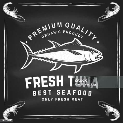 칠판에 최고의 해산물 신선한 참치 벡터 그림입니다 해산물 엠블럼 간판 패치 셔츠 메뉴 레스토랑 수산 시장 상점 빈티지 흑백 라벨