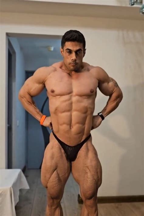 Handsome Intense Bodybuilder ThisVid Com Handsome Intense Bodybuilder ThisVid Com