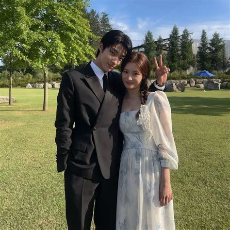 Hwang Inyeop And Jung Chae Yeon