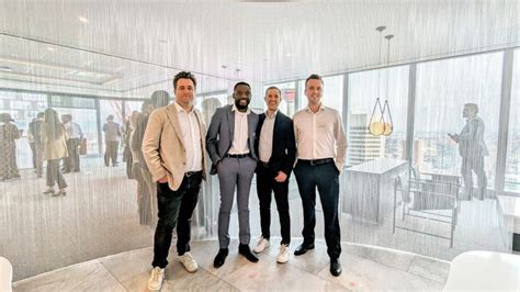 🚀🚀🚀 Emy Ezeani