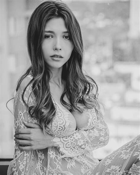 Mila Azul Walking With Naked Mila Take Me White Queen Transparent Lustweek Ultrafilms
