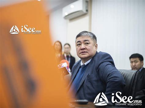 Ж Ганбат Өнөөдрийн байдлаар 250 сая ам долларыг бэлнээр оруулж ирээд байна Live Isee Mn