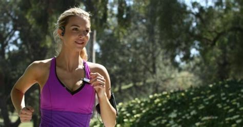 Sebab Headset Bluetooth Olahraga Yang Anda Gunakan Tidak Nyaman