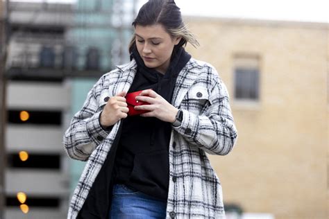 Street Smart Safety Tips For Hybrid Employees USA Daily Chronicles