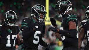 Upon Review Garrett Wilson Makes Astonishing One Handed Touchdown