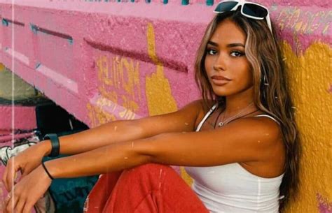 Ximena Saenz Age Net Worth Age Height Weight Career And More