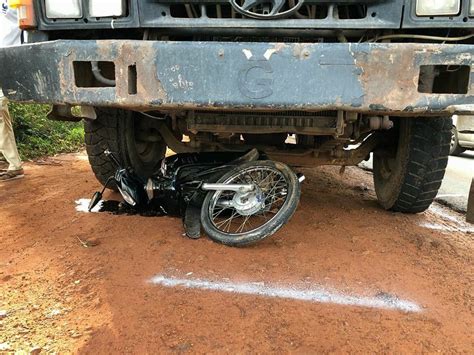 គ្រោះថ្នាក់ចរាចរណ៍រថយន្តដឹកសំរាមបុកម៉ូតូ ស្លាប់របួសពីរនាក់នៅស្រុកព្រៃនប់ នគរដ្រេហ្គន