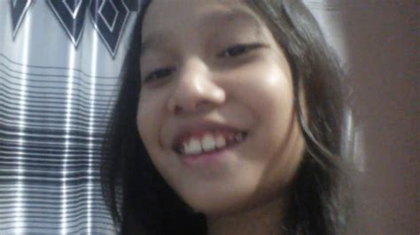 Gadis Kecil Bersolek Youtube