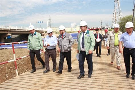 Авто замын шинэчлэл бүтээн байгуулалтын ажилтай танилцлаа