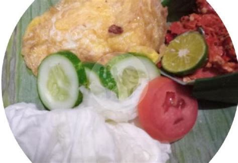 20 Tempat Makan Telor Dadar Sambel Geprek Favorit Di Jakarta