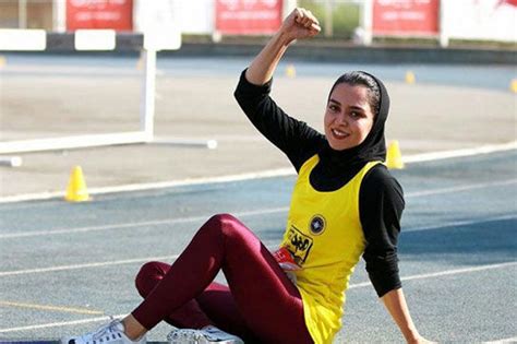 دختر باد با بی‌غیرتی می‌گویند کاش بقیه هم بروند