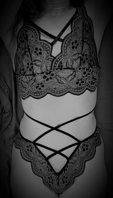 Please Stay Between The Lines R TheBWeroticgallery