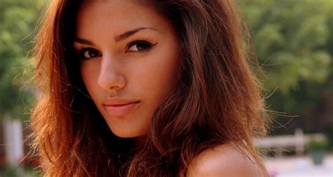 Untitled Claudia Flickr