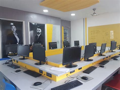 Training Institute Vtech Academy Of Computers In New Delhi Id