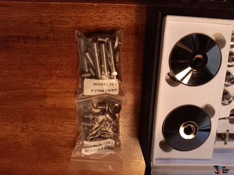 Iso Acoustics Gaia1 For Sale Us Audio Mart