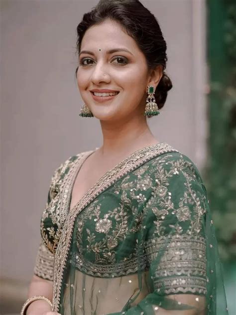 10 Best Trendy Outfits Of Tejashri Pradhan Times Of India