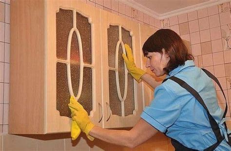 Как отмыть кухню от жира, чем удалить жирные пятна на кухонной мебели