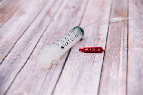 Tubeless Sealant Injector Compatible With Stans No Tubes Orange Seal And Other Sealants