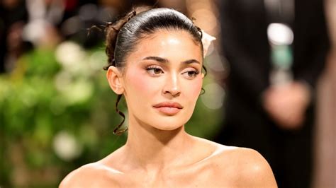 Kylie Jenner Reveals Her £8 Secret For The Best Lips Ever